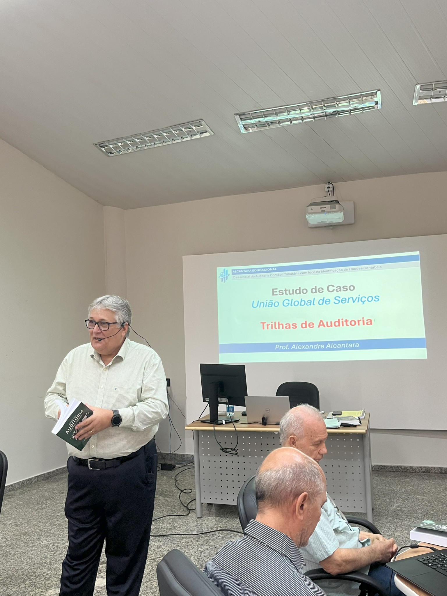 Treinamento em auditoria contábil tributária na SEFAZ Tocantins – Prof ...